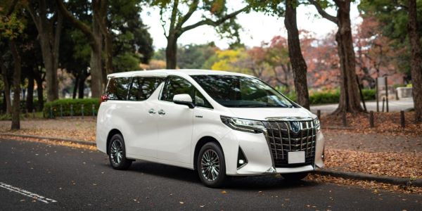 Luxury Van Hire with Driver Manila - LXV Cars