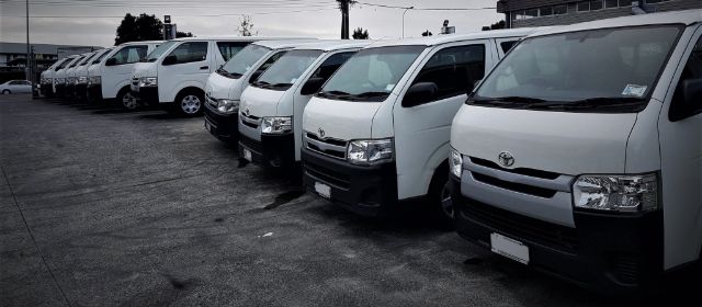 LXVCARS | Luxury Car Rental Manila | Van Rental with driver