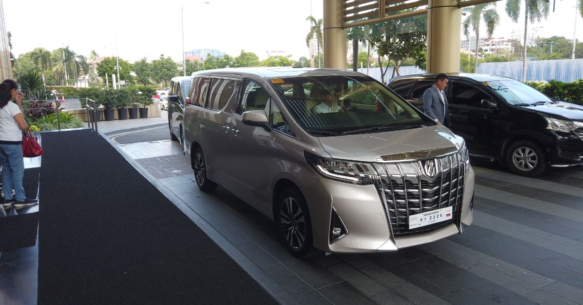 Sedan Car Rental Manila - LXV Cars